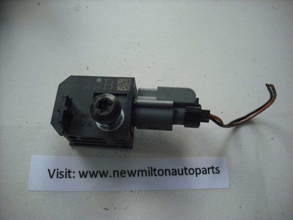 13502577 VAUXHALL MERIVA ZAFIRA AND ASTRA AIRBAG CRASH IMPACT SENSOR