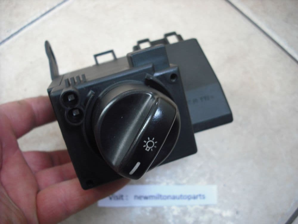 170 545 05 04 MERCEDES BENZ R170 SLK HEADLIGHT HEADLAMP SWITCH