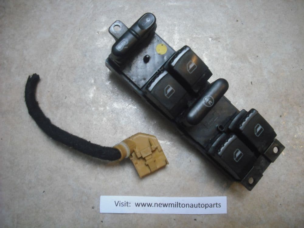 1J4 959 857B VW VOLKSWAGEN GOLF MK4 DRIVERS DOOR ELECTRIC WINDOW SWICTHES
