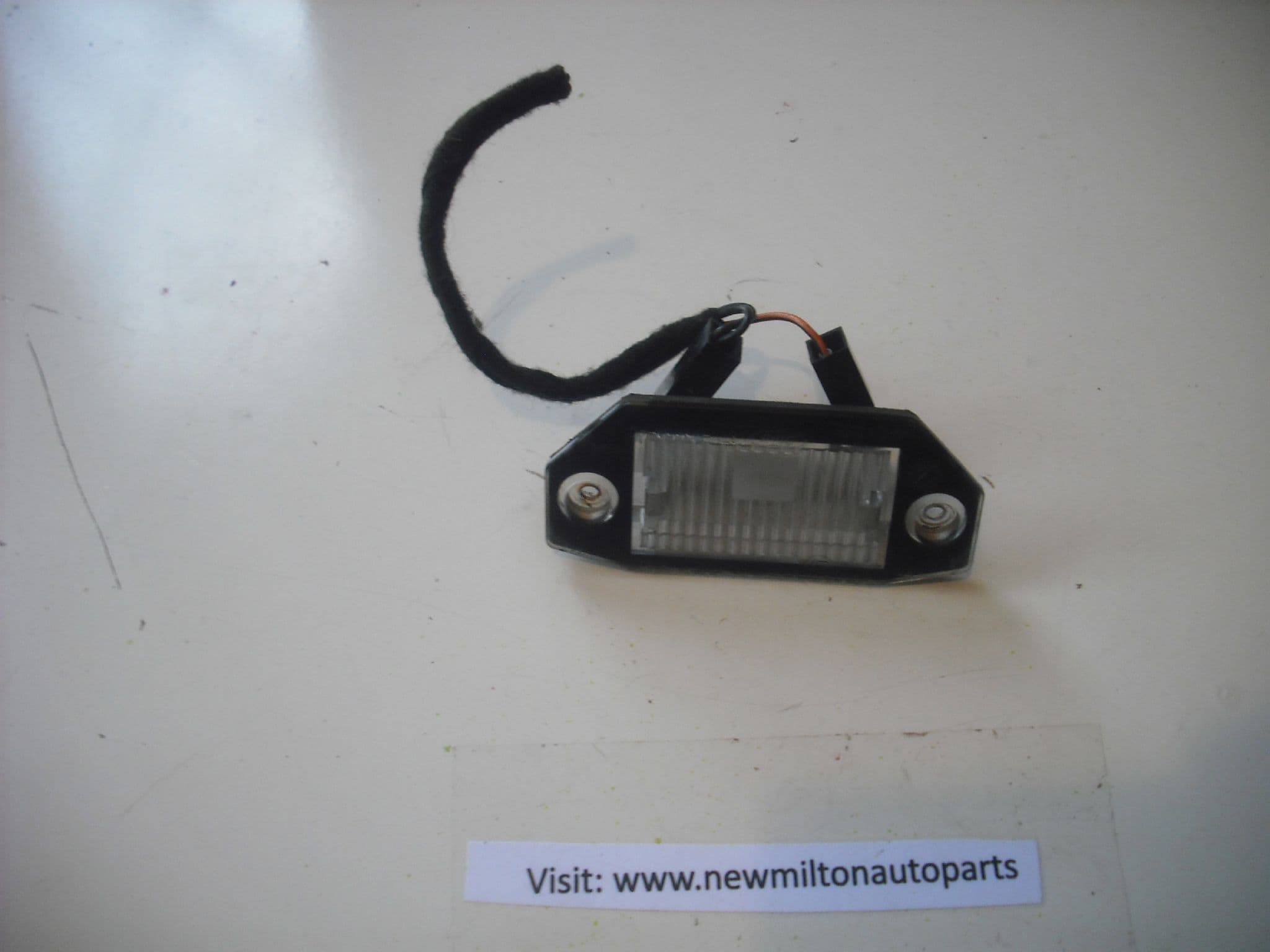 1S71-13550-AC A GENUINE FORD FOCUS MK2 AND C MAX REAR NUMBER PLATE ...