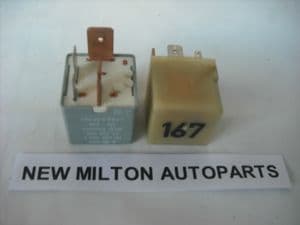 2 GENUINE VW VOLKSWAGEN GOLF MK4 RELAYS NUMBERED 167 191 906 383C