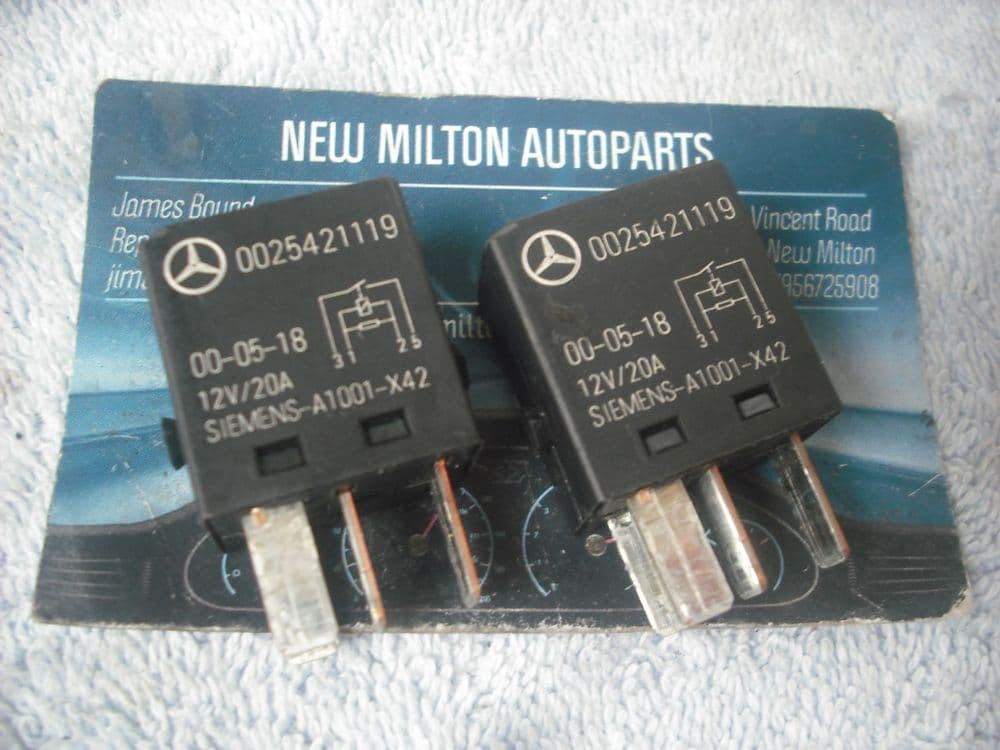 2 X GENUINE MERCEDES BENZ W202 W210 W203 C AND E CLASS RELAYS ...