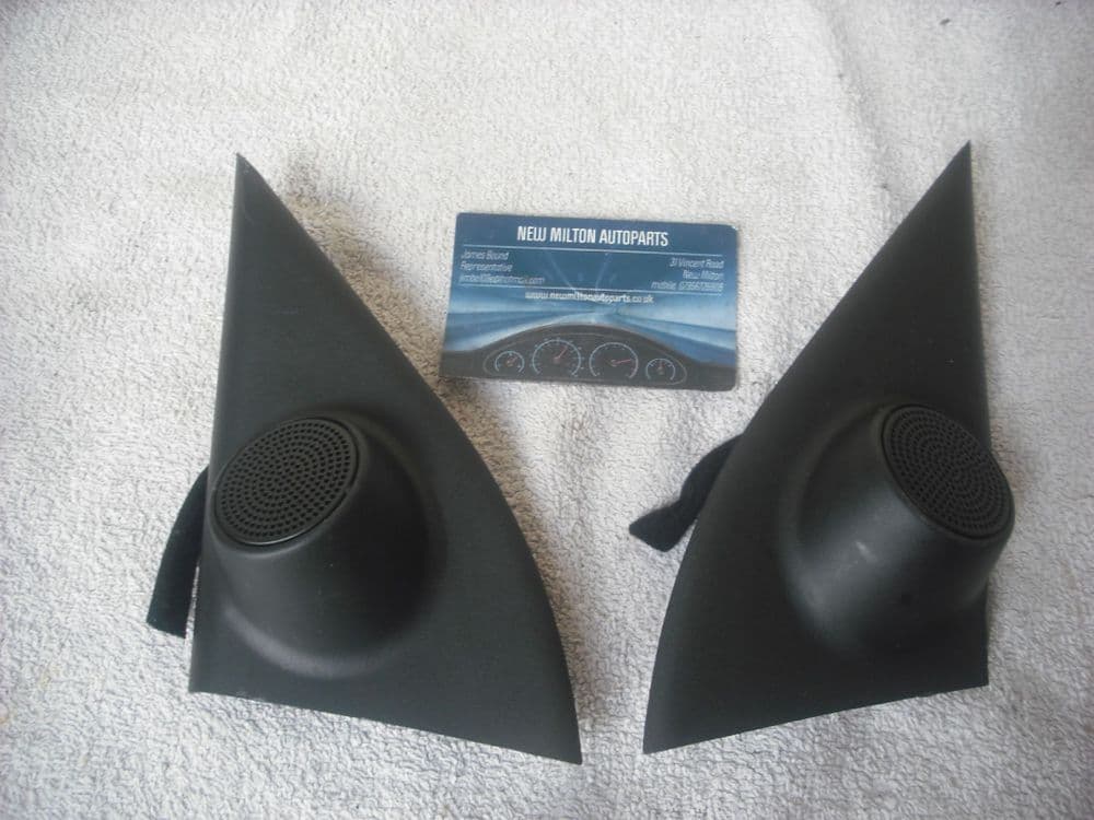 2 X HYUNDAI TUCSON FRONT DOOR MIRROR INTERIOR DOOR TRIMS WITH SPEAKER ...