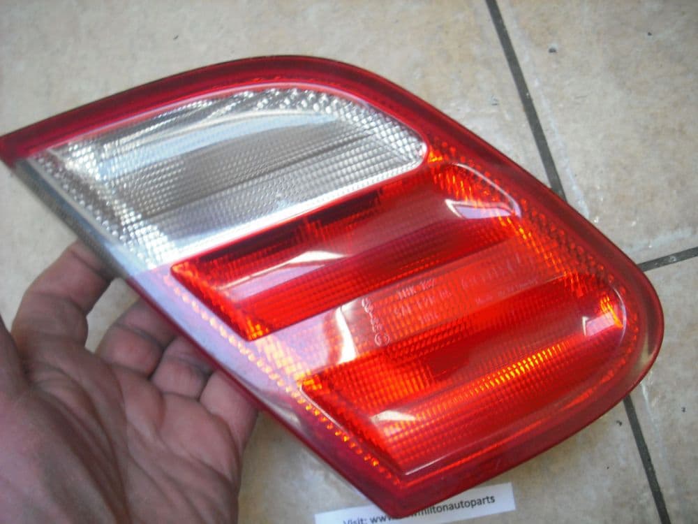 208 820 07 64 MERCEDES BENZ W208 CLK AND CONVERTIBLE BOOT TRUNK LIGHT ...