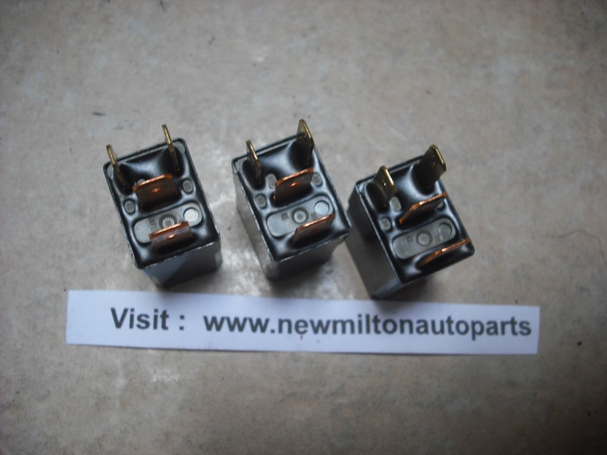 3 GENUINE HONDA CIVIC MK7 2000-2005 RELAYS CM1 aF-R-12V ACM32221 M10