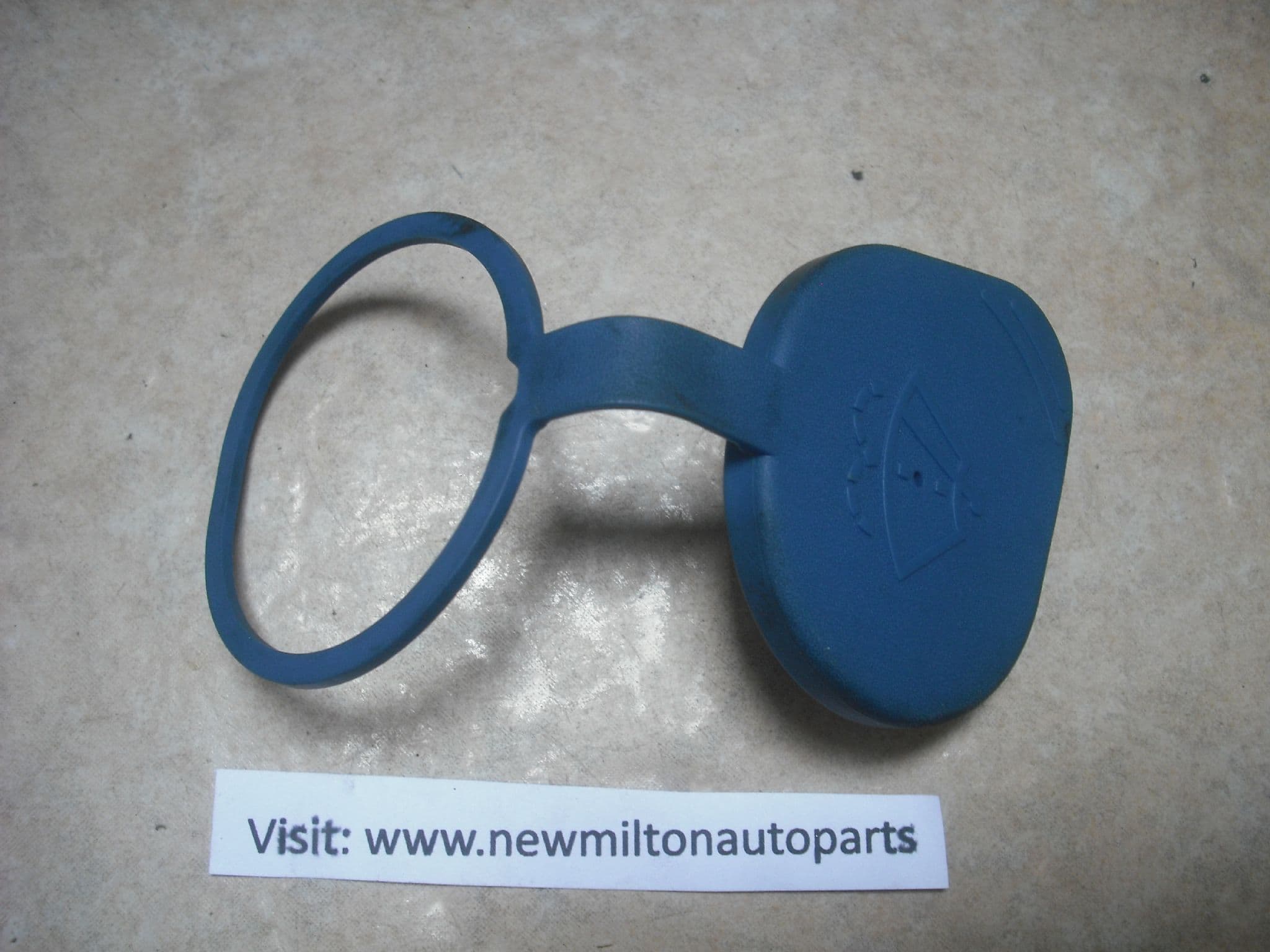 30699987 VOLVO XC90 WINDOW WINDSCREEN WASHER FILLER CAP