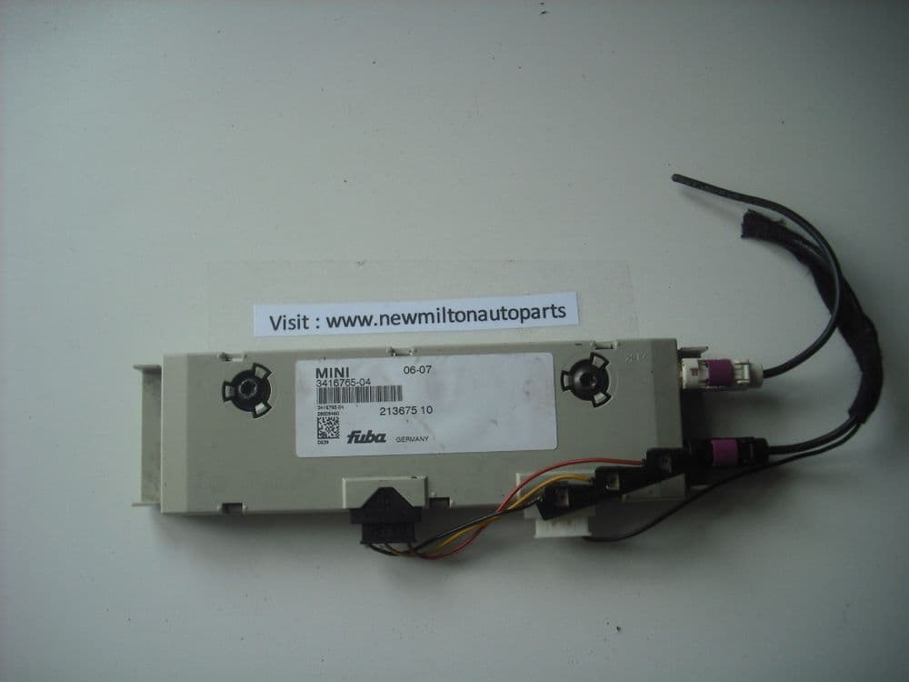 3416765-04 213675 10 MINI COOPER R56 RADIO ANTENNA AMPLIFIER MODULE