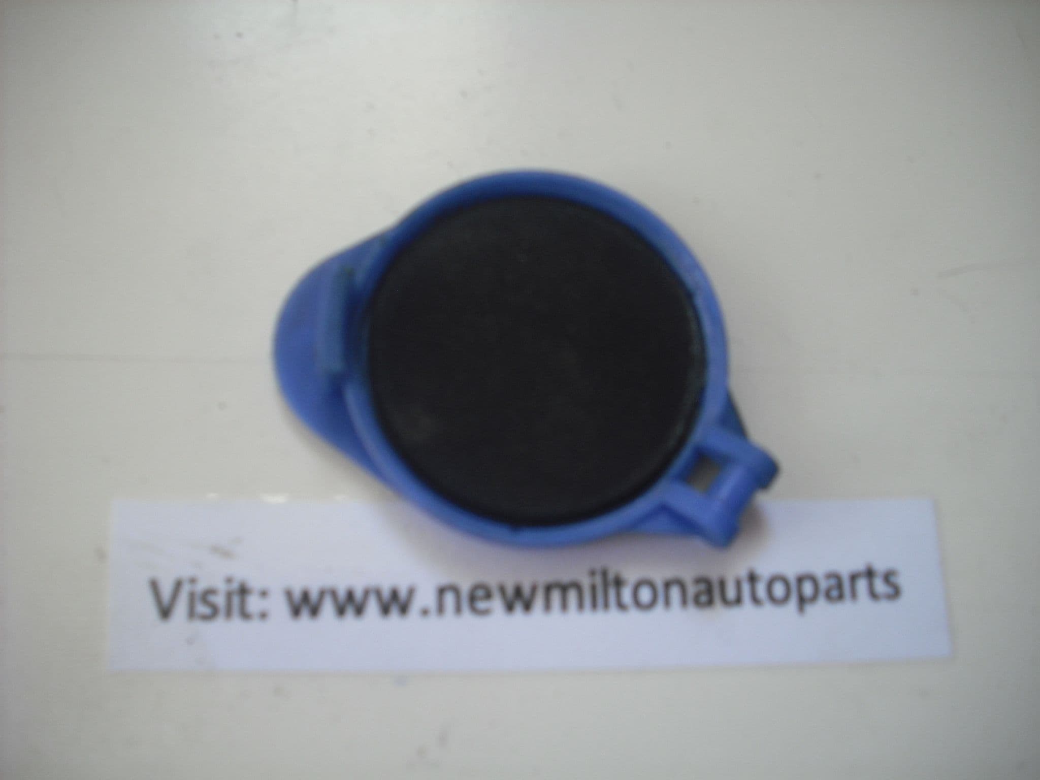 3M51-17632-AB A GENUINE FORD FOCUS / C MAX WINDOW WINDSCREEN WASHER ...