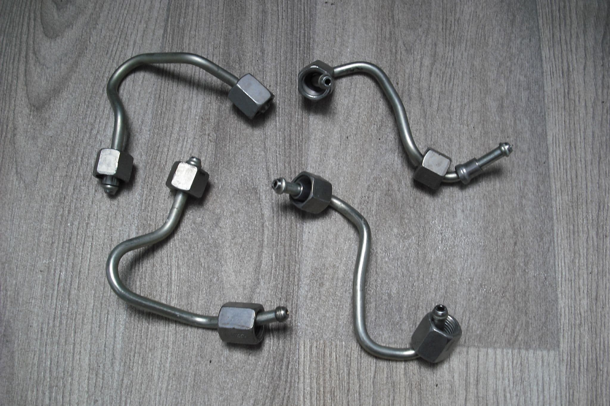 4 GENUINE BMW F10 F11 2 0 DIESEL FUEL INJECTOR METAL FEED PIPES