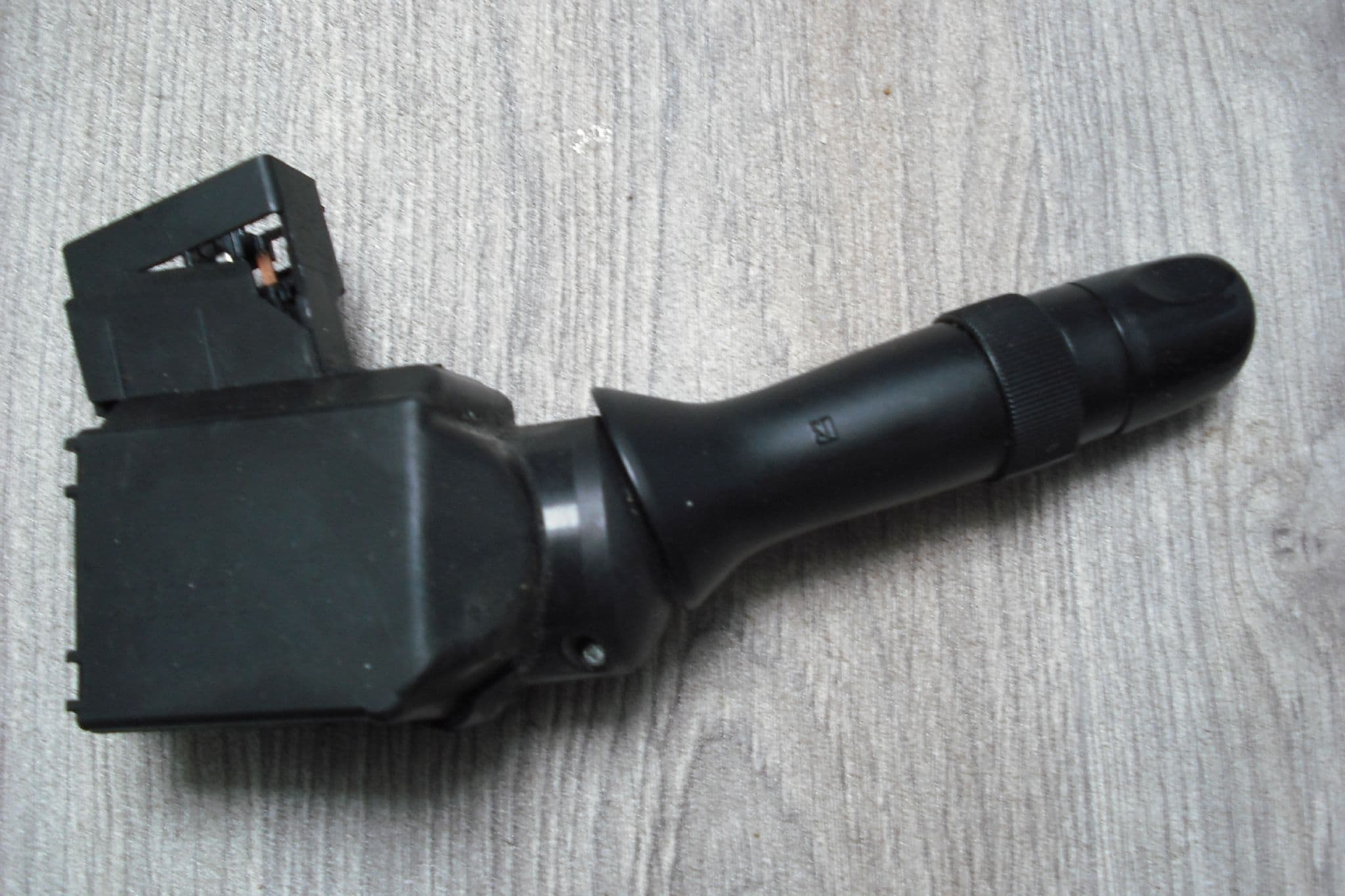 48060 17F146 F57 TOYOTA RAV 4 / PRIUS FRONT AND REAR WINDOW WIPER AND ...