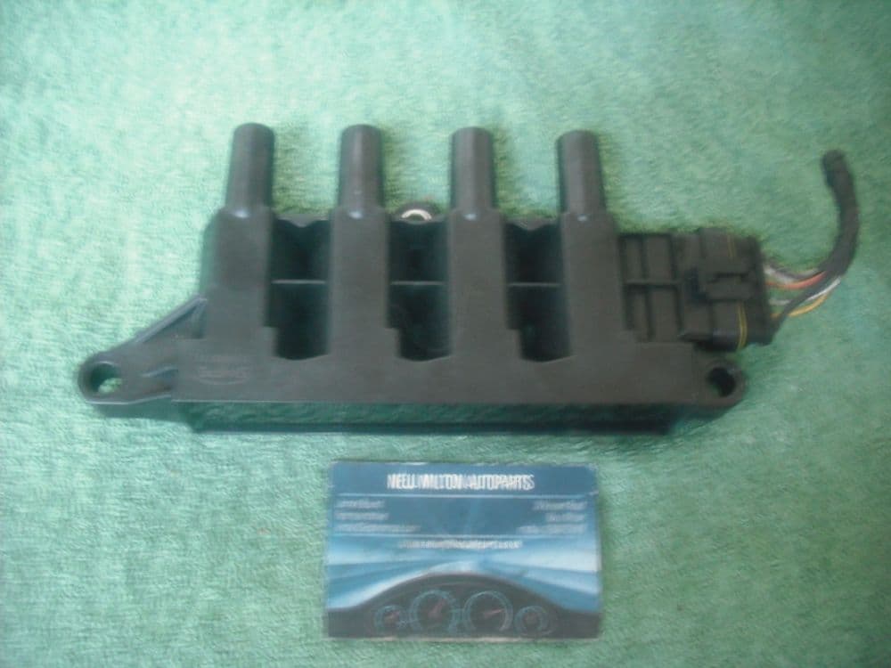 55200112 A FIAT GRANDE PUNTO 1 2 8V IGNITION COIL PACK AND WIRING PLUG