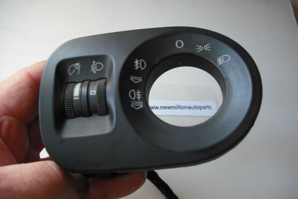 5P0 919 094 A SEAT ALTEA MK1 HEADLIGHT HEADLAMP HEIGHT LEVELING SWITCH