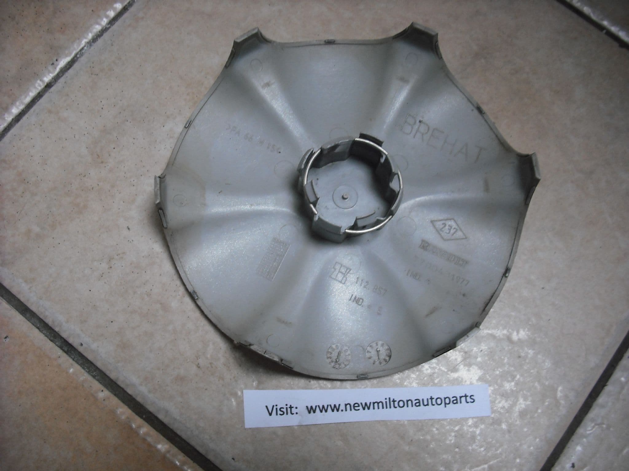 7700431977 BREHAT A GENUINE RENAULT SCENIC MK1 ALLOY WHEEL HUB CAP