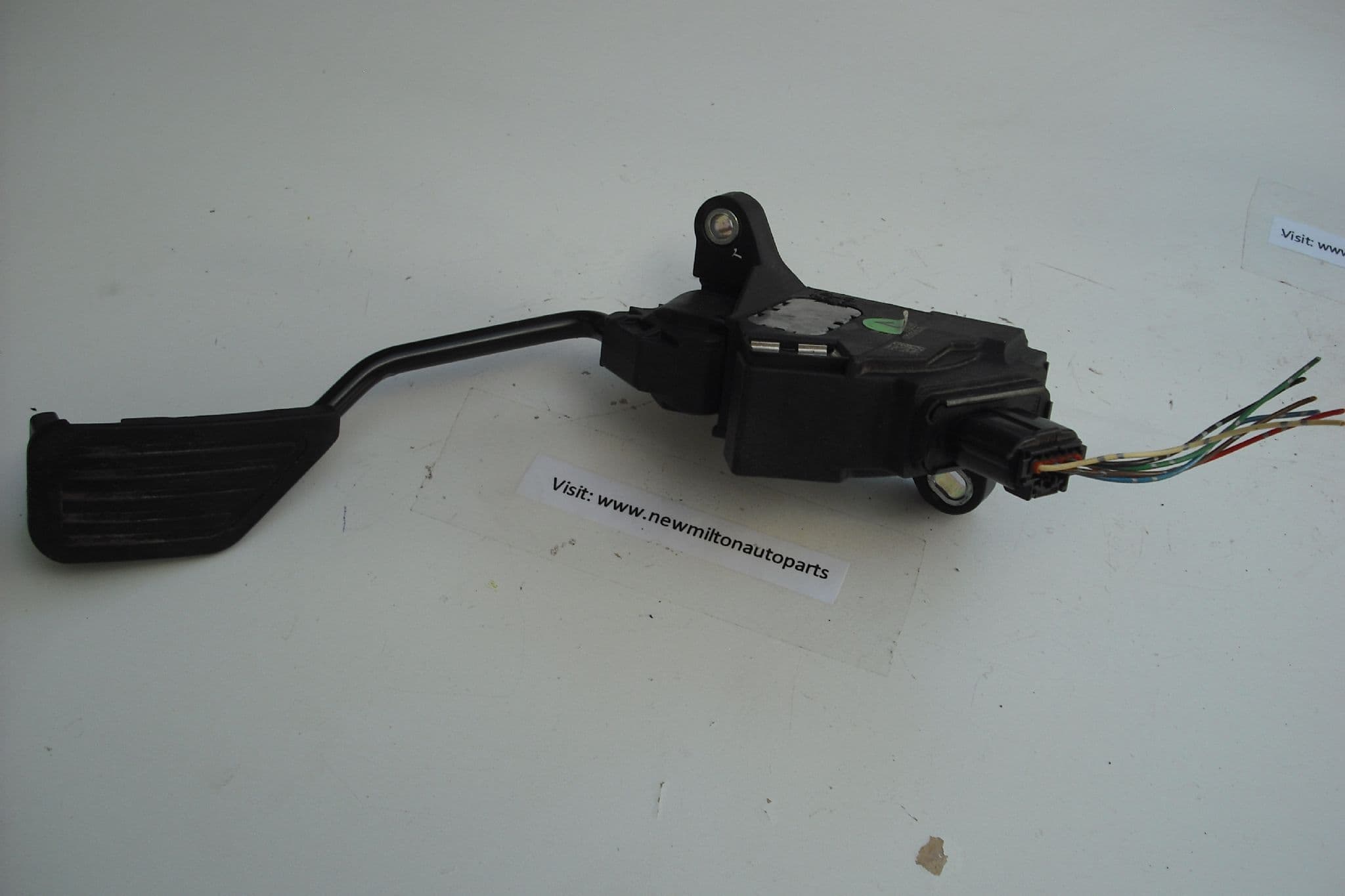 781100D020 TOYOTA YARIS MK2 ELECTRONIC THROTTLE POSITION POTENTOMETER ...