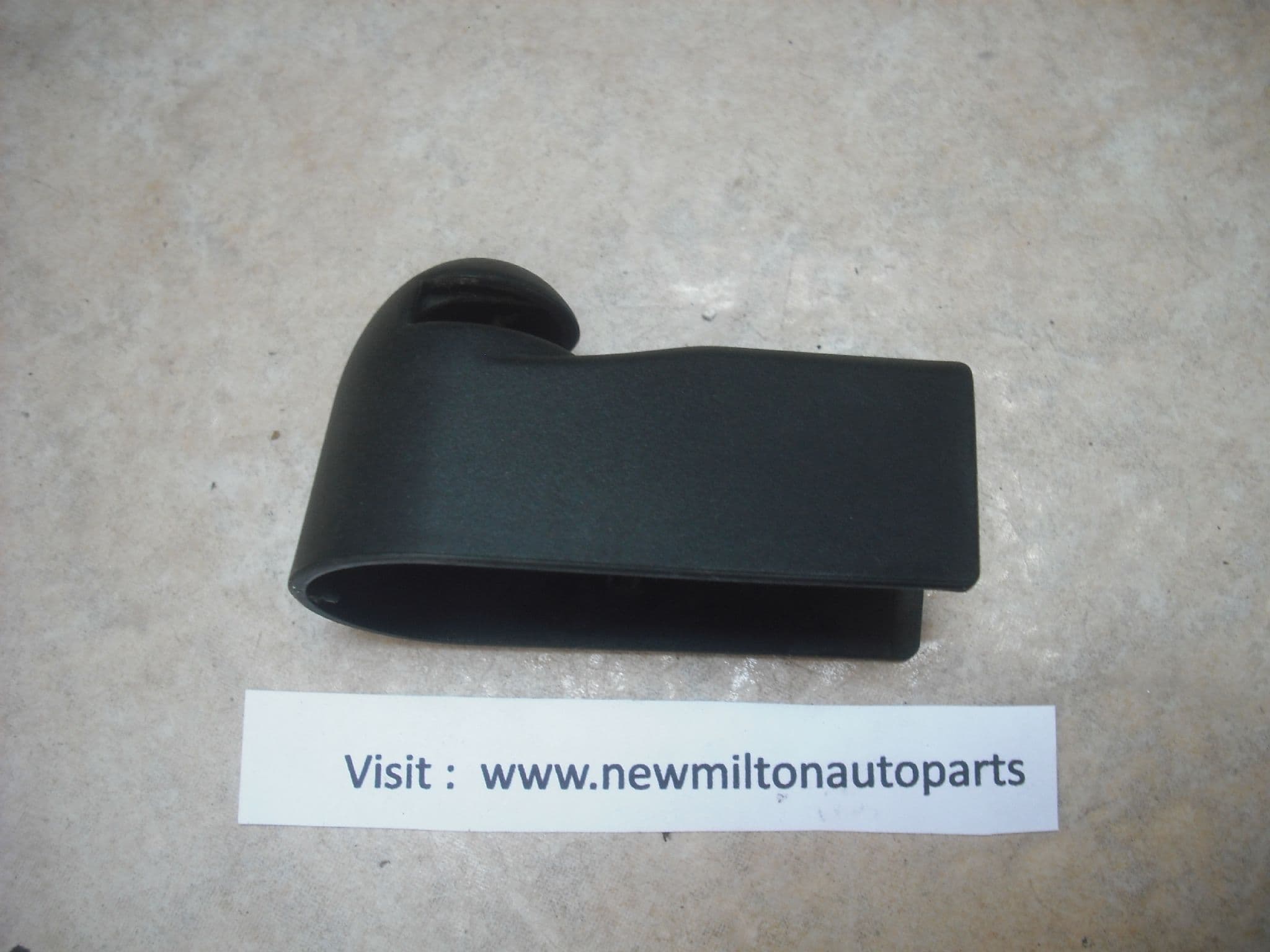 80012587 A GENUINE MERCEDES BENZ W169 A CLASS REAR WIPER ARM FIXING NUT ...