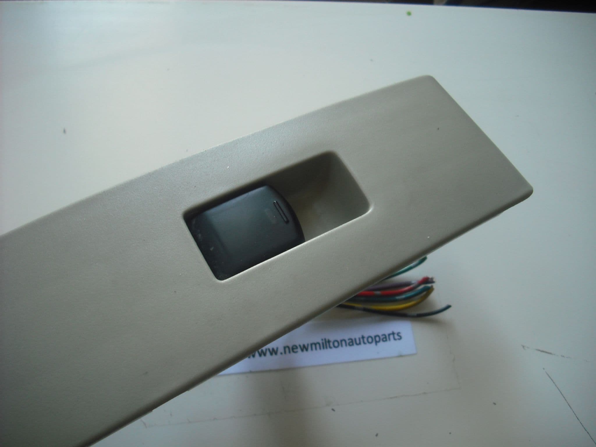 80961 AX600 NISSAN MICRA K12 FRONT PASSENGER DOOR ELECTRIC WINDOW ...