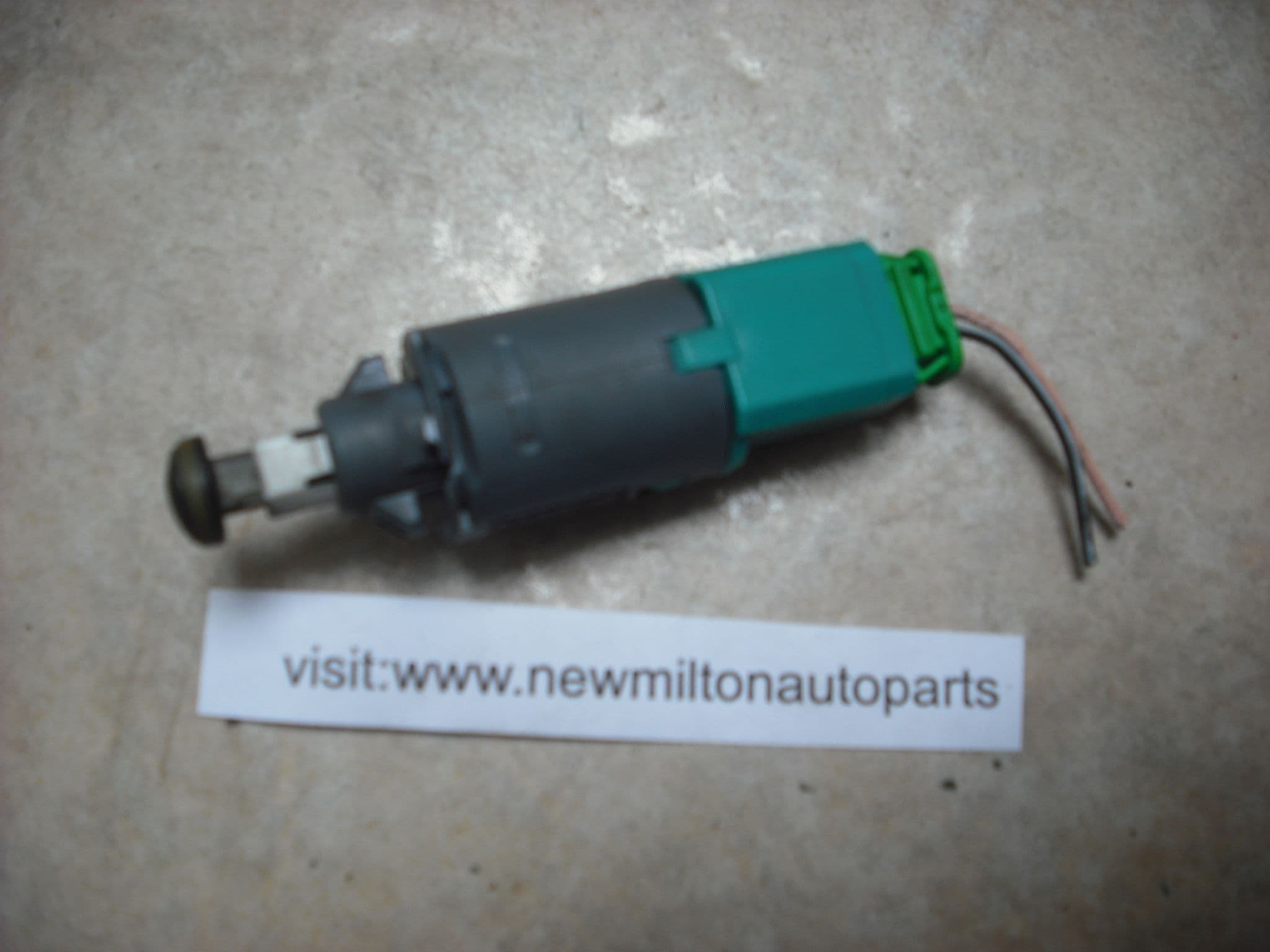 8200168240-B RENAULT MEGANE CONVERTIBLE AND SCENIC CLUTCH PEDAL SENSOR ...