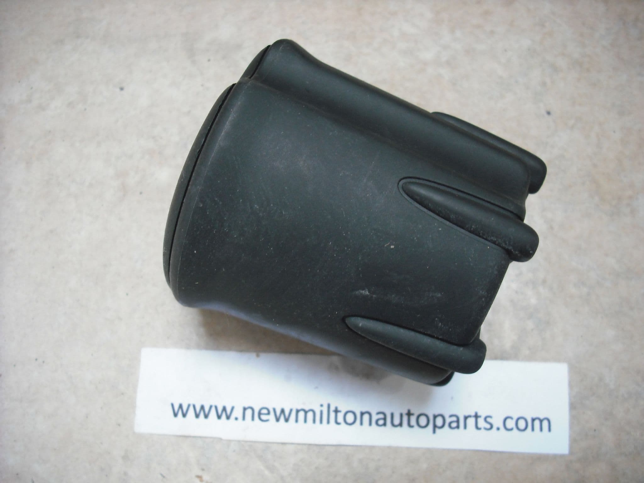 8200728639 A GENUINE RENAULT CLIO MK3 FRONT DOOR POCKET ASHTRAY CUP