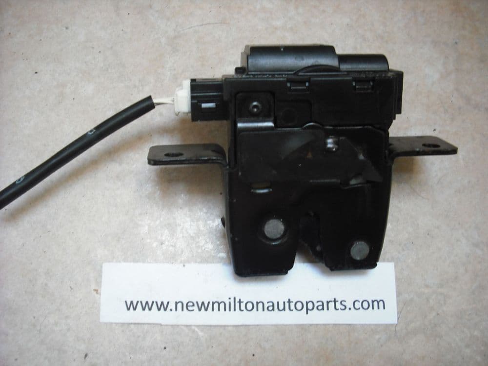 8200947699 VALEO RENAULT CLIO MK3 TAILGATE BOOT TRUNK CENTRAL LOCKING CATCH
