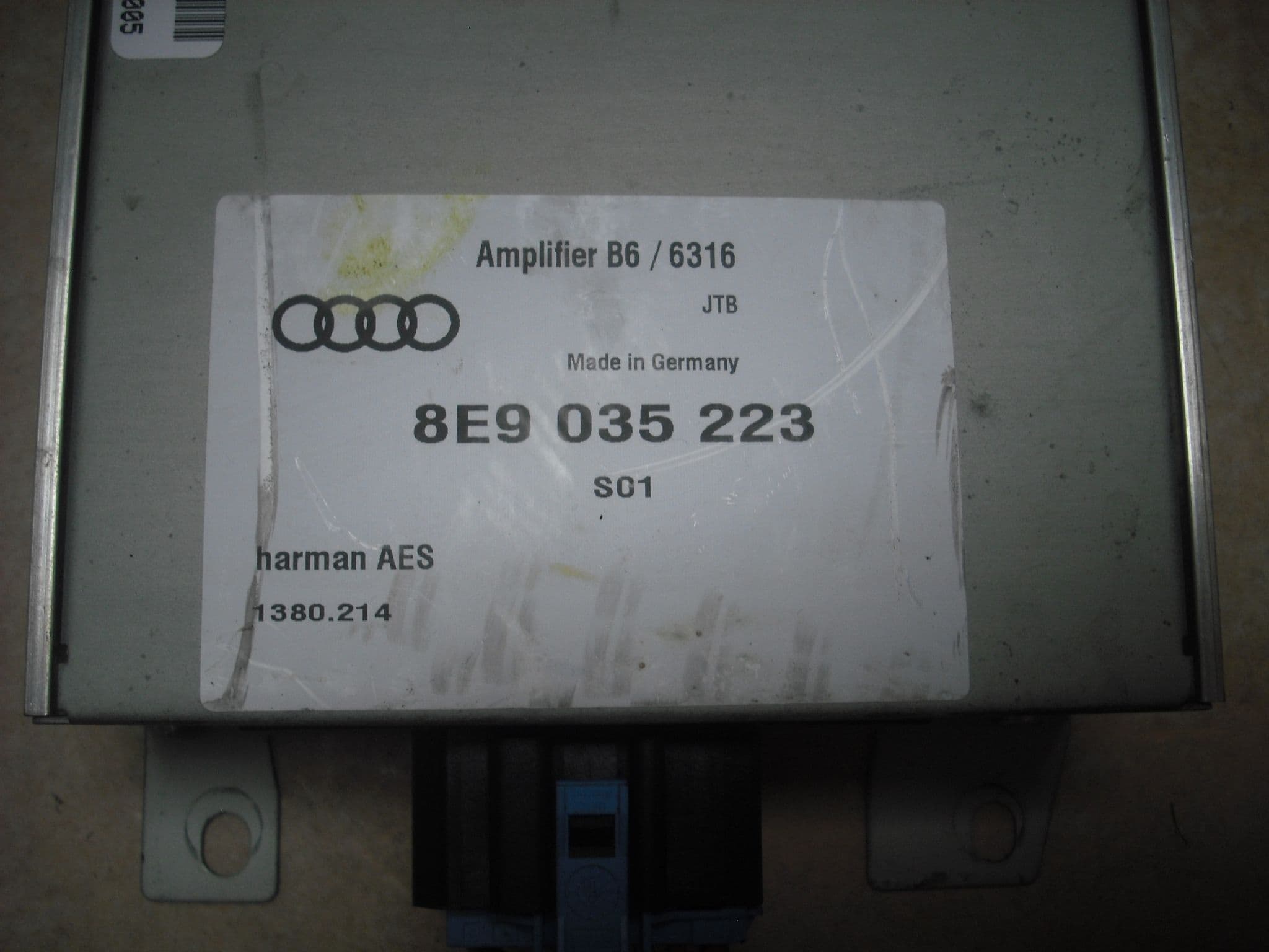 8E9 035 223 AUDI A4 B6 B7 HARMAN AES STEREO AMPLIFIER CONTROL MODULE