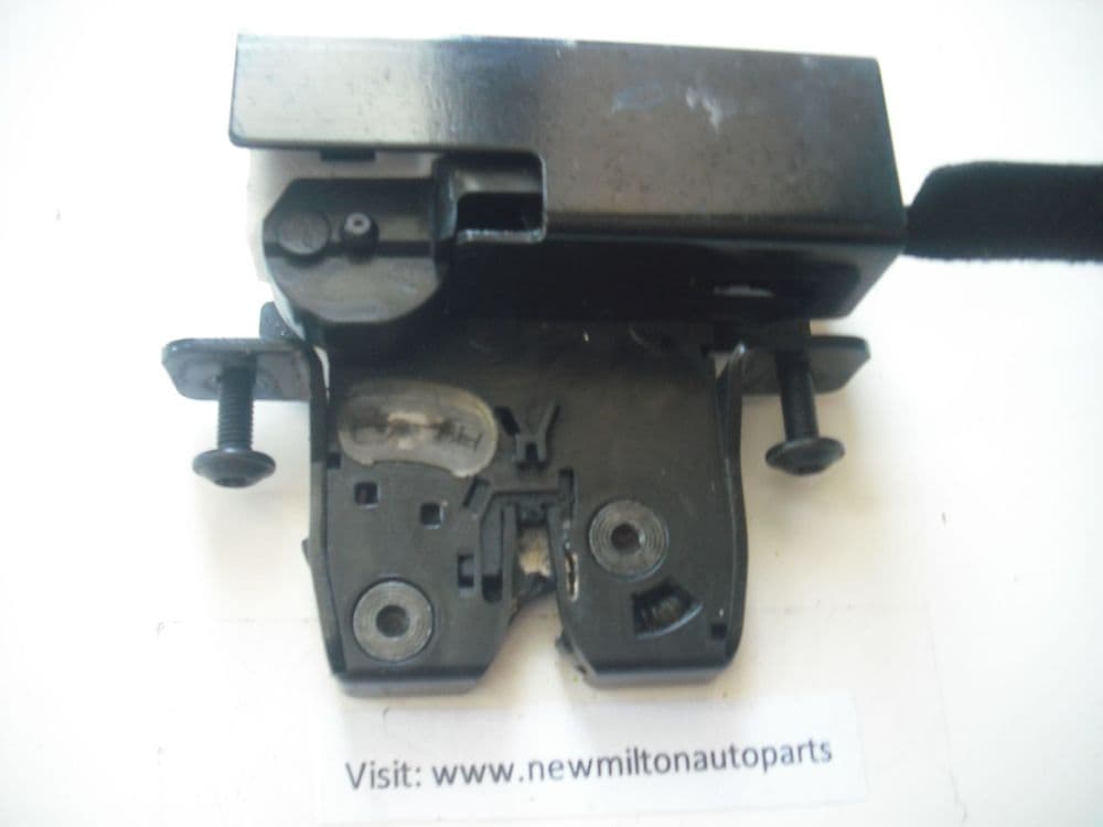 905420001B RENAULT CLIO MK3 ESTATE BOOT LOCK TAILGATE CATCH