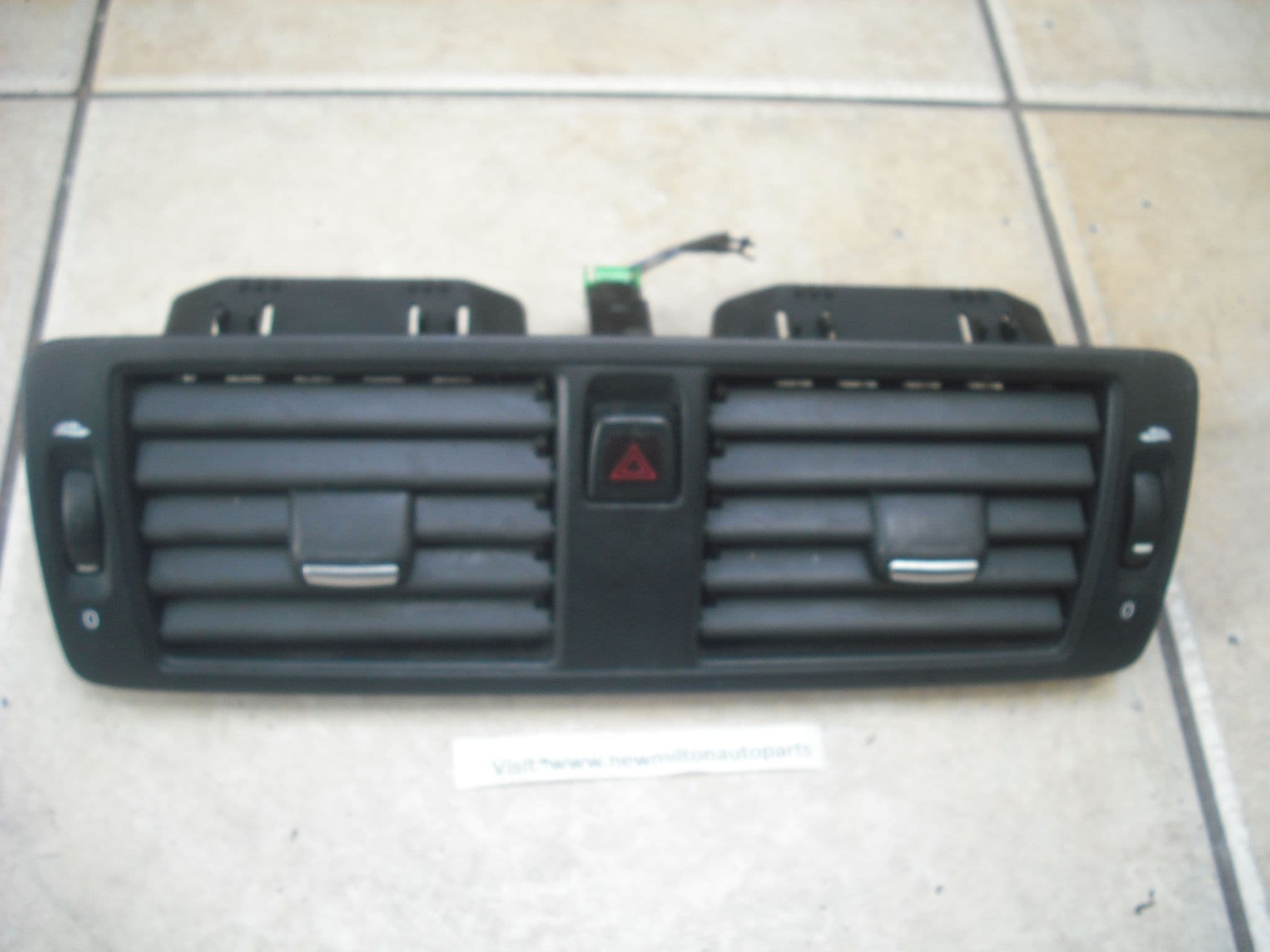 9123684 VOLVO S40 V50 HAZARD WARNING LIGHT SWITCH AND HEATER BLOWER FAN ...