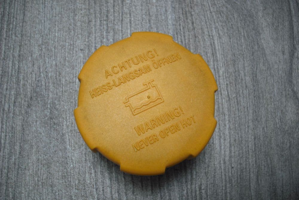 9202799 8715350 A GENUINE VAUXHALL ASTRA H MK5 WATER COOLANT EXPANSION ...