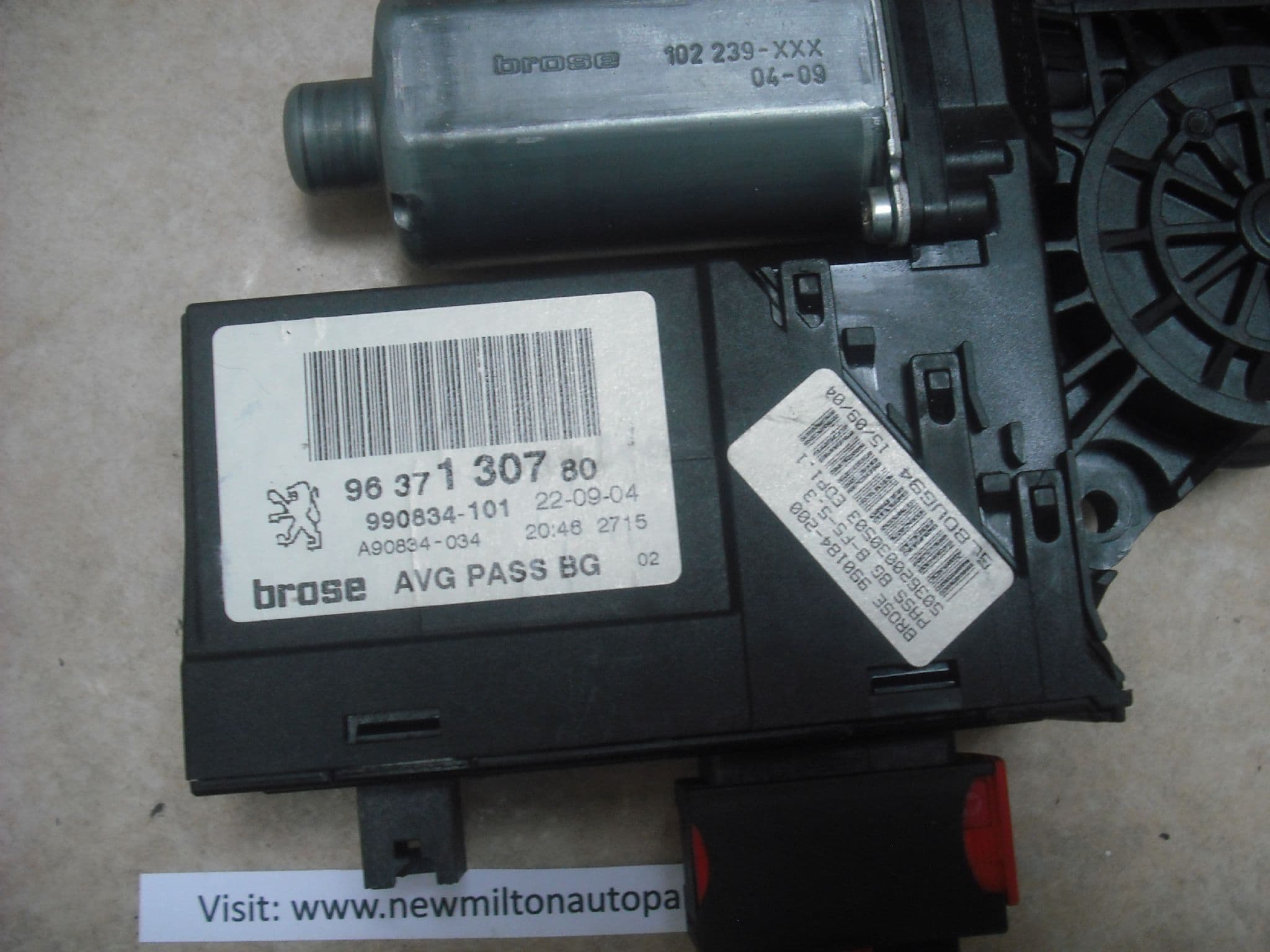 9637130780 BROSE AVG PASS BG PEUGEOT 307 FRONT PASSENGER DOOR WINDOW ...