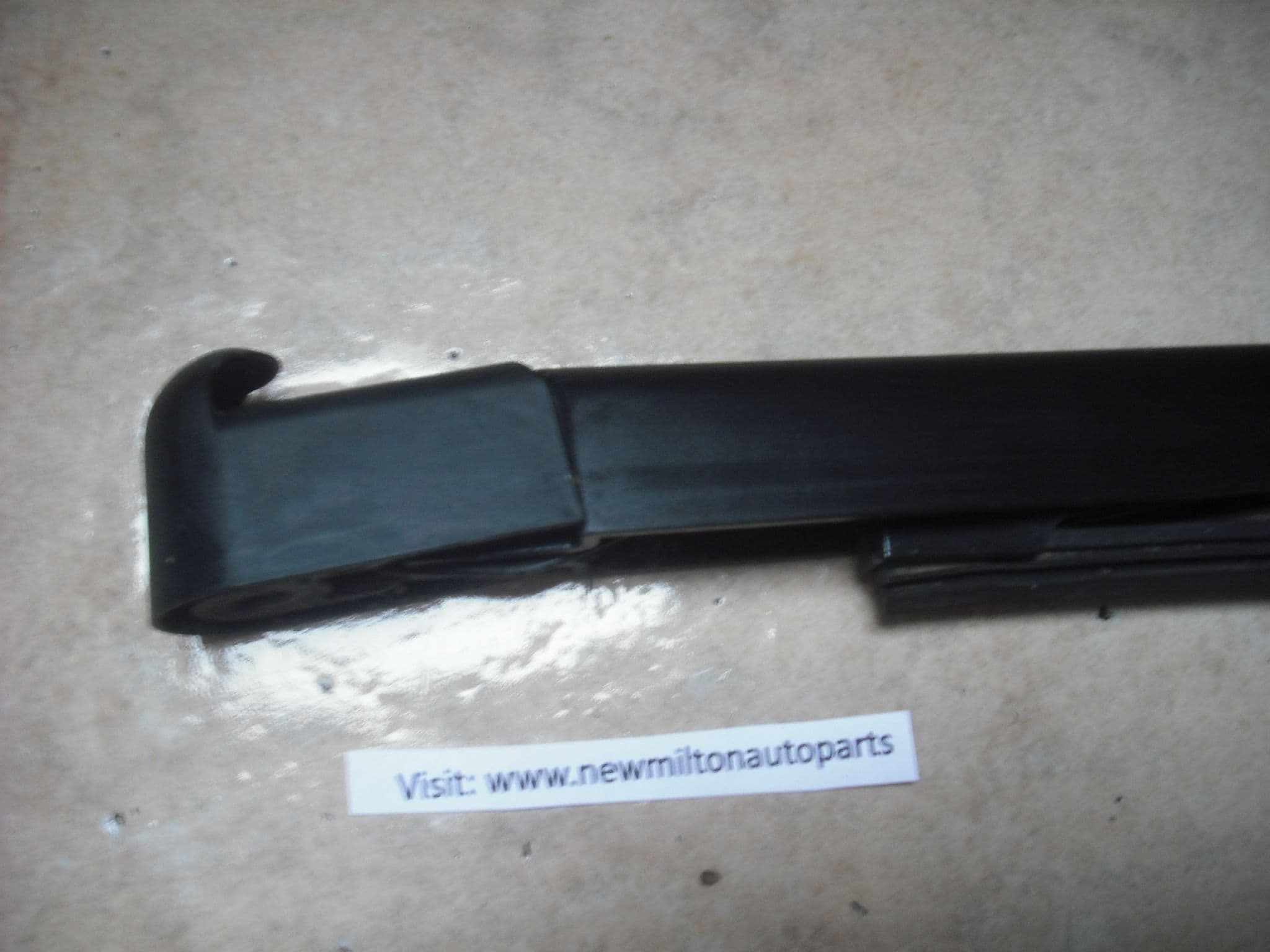 9646211880 A GENUINE CITROEN BERLINGO REAR WINDOW WIPER ARM AND BLADE