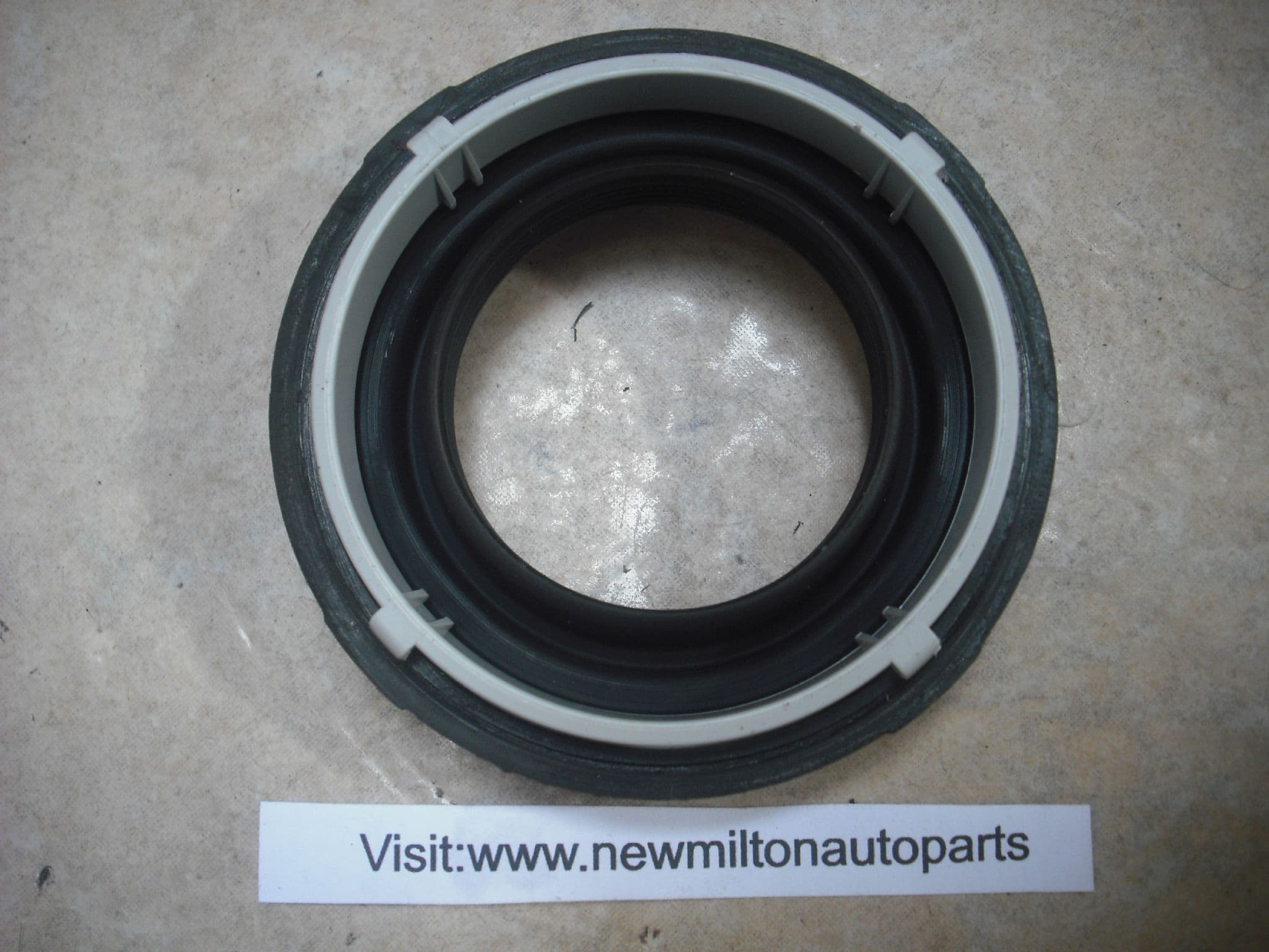 99226-79007 KOITO MAZDA 6 MK2 HEADLIGHT HEADLAMP RUBBER BULB COVER DUST CAP