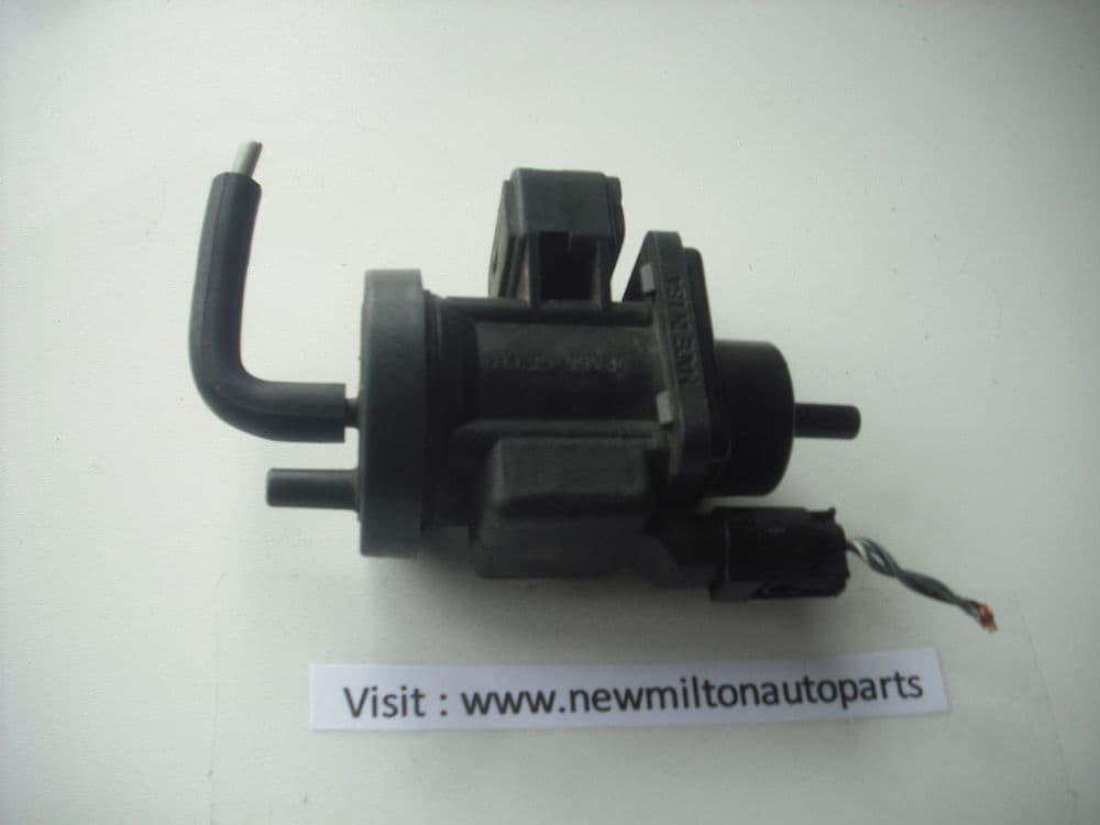 A 000 545 04 27 A GENUINE MERCEDES C AND E CLASS SPRINTER PRESSURE ...
