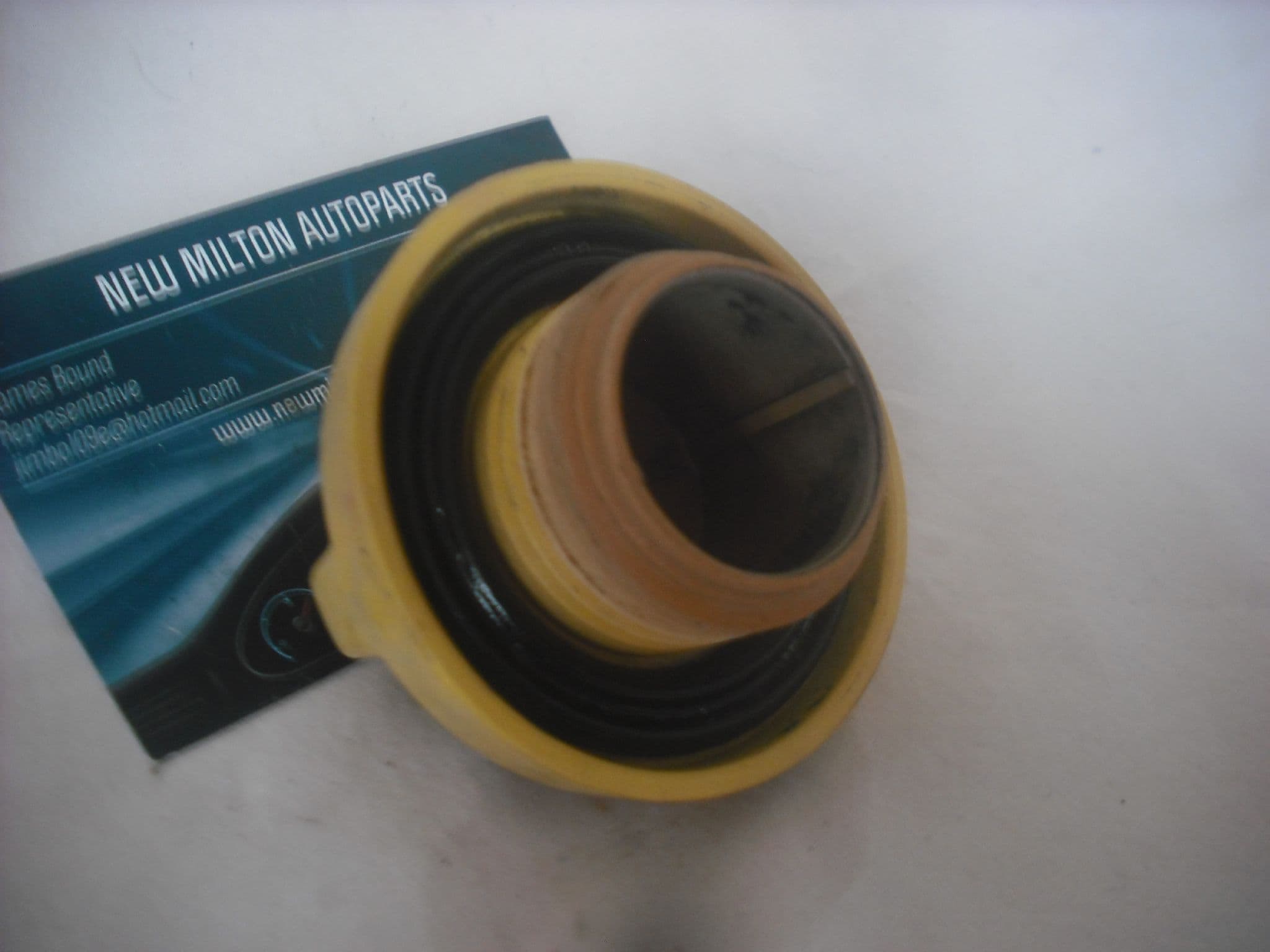 A GENUINE ALFA ROMEO 156 JTS SELESPEED ENGINE OIL CAP