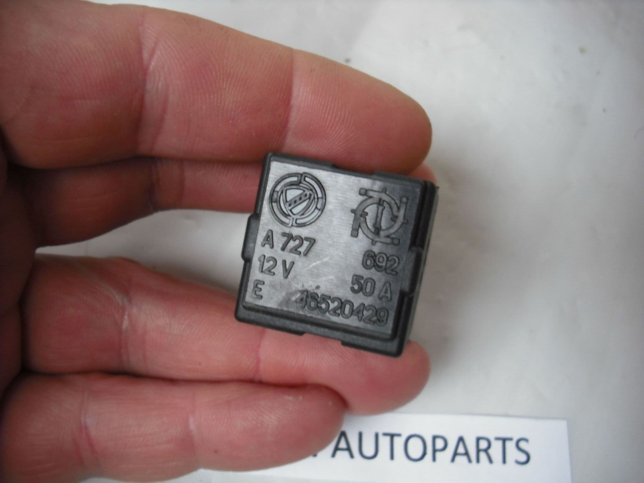 A GENUINE ALFA ROMEO GTV RELAY A727 46520429