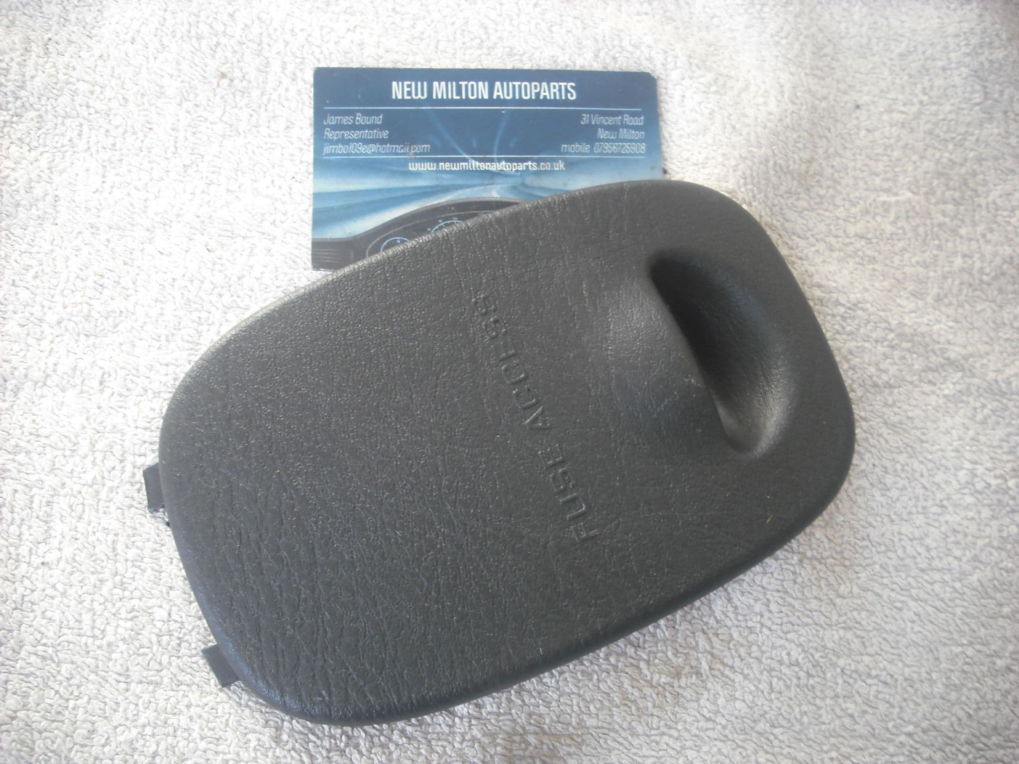 A GENUINE CHRYSLER PT CRUISER INTERIOR FUSE BOX DASH TRIM PANEL BLACK