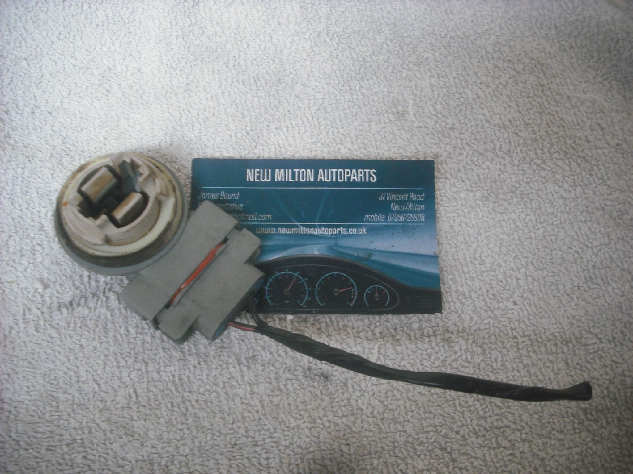 A GENUINE CHRYSLER PT CRUISER REAR BACK LIGHT LAMP INDICATOR FLASHER ...