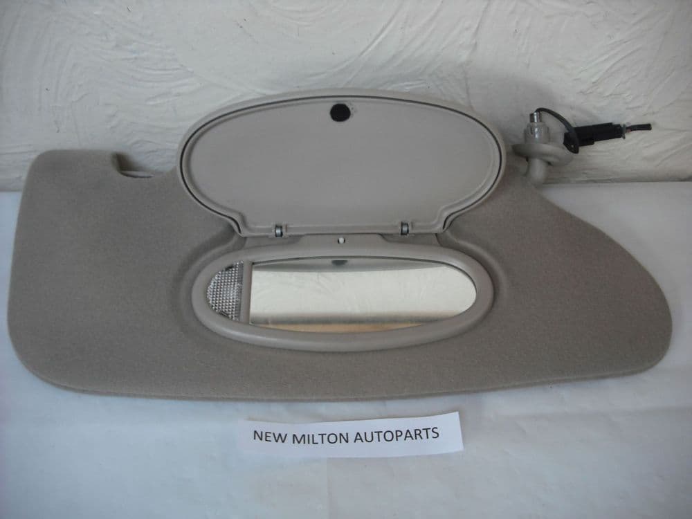 A GENUINE CHRYSLER PT CRUISER SUNVISOR SUNSHINE VISOR O/S RIGHT UK ...