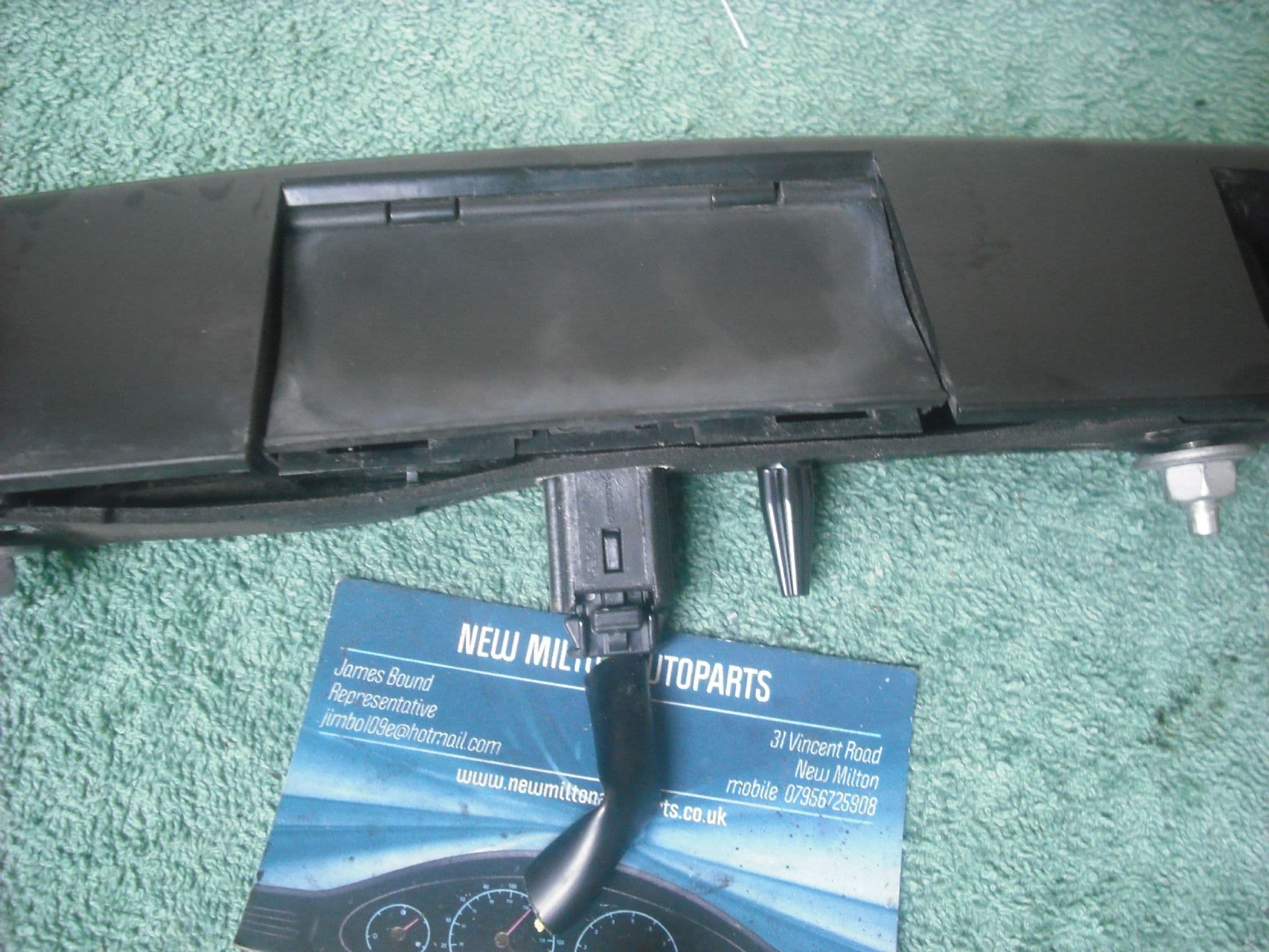 A GENUINE CITROEN C3 HATCHBACK TAILGATE TRIM MOULDING AND RELEASE ...