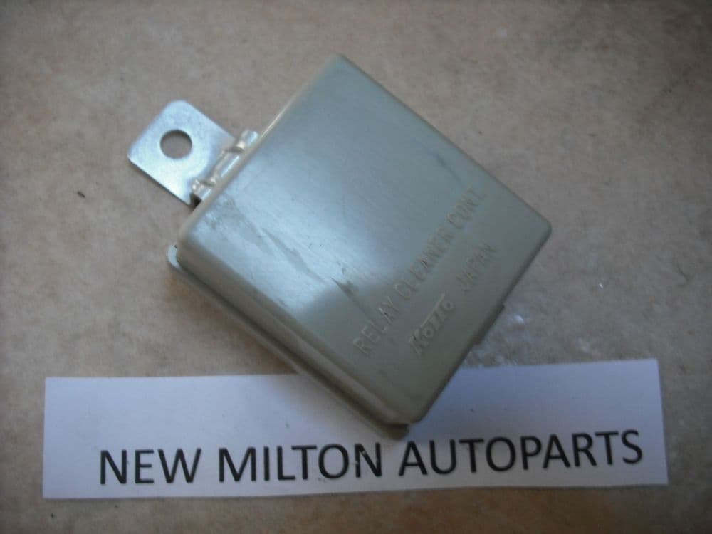 A GENUINE HONDA CRV RELAY CLEANER CONT MODULE