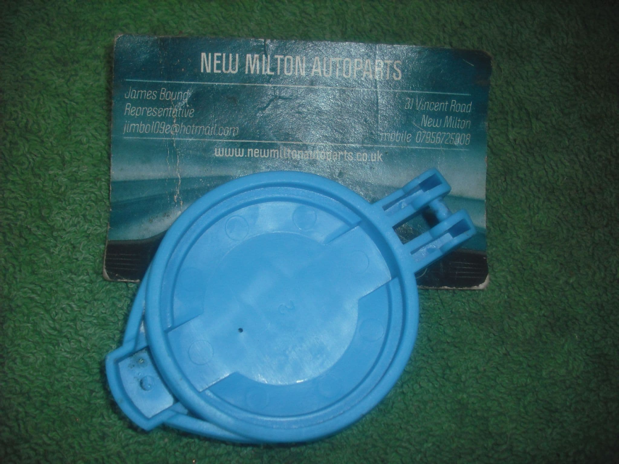 A GENUINE HYUNDAI MATRIX WINDOW WINDSCREEN WASHER WATER BOTTLE ...