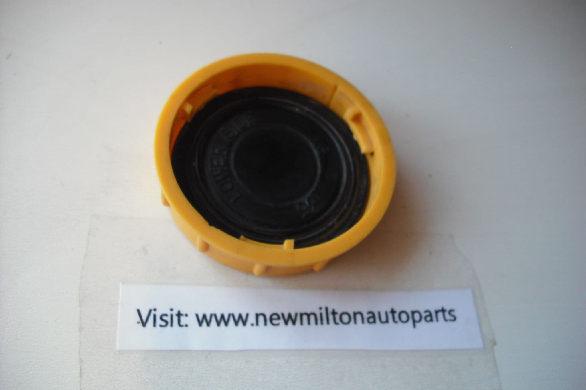 A GENUINE IMPREZA SUBARU LEGACY OUTBACK BRAKE FLUID MASTER CYLINDER ...