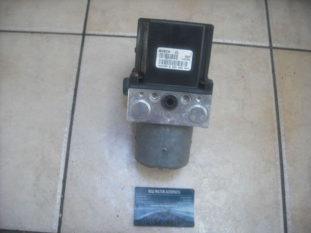 A GENUINE JAGUAR X TYPE 2 0 DIESEL COMPLETE ABS PUMP AND CONTROL MODULE