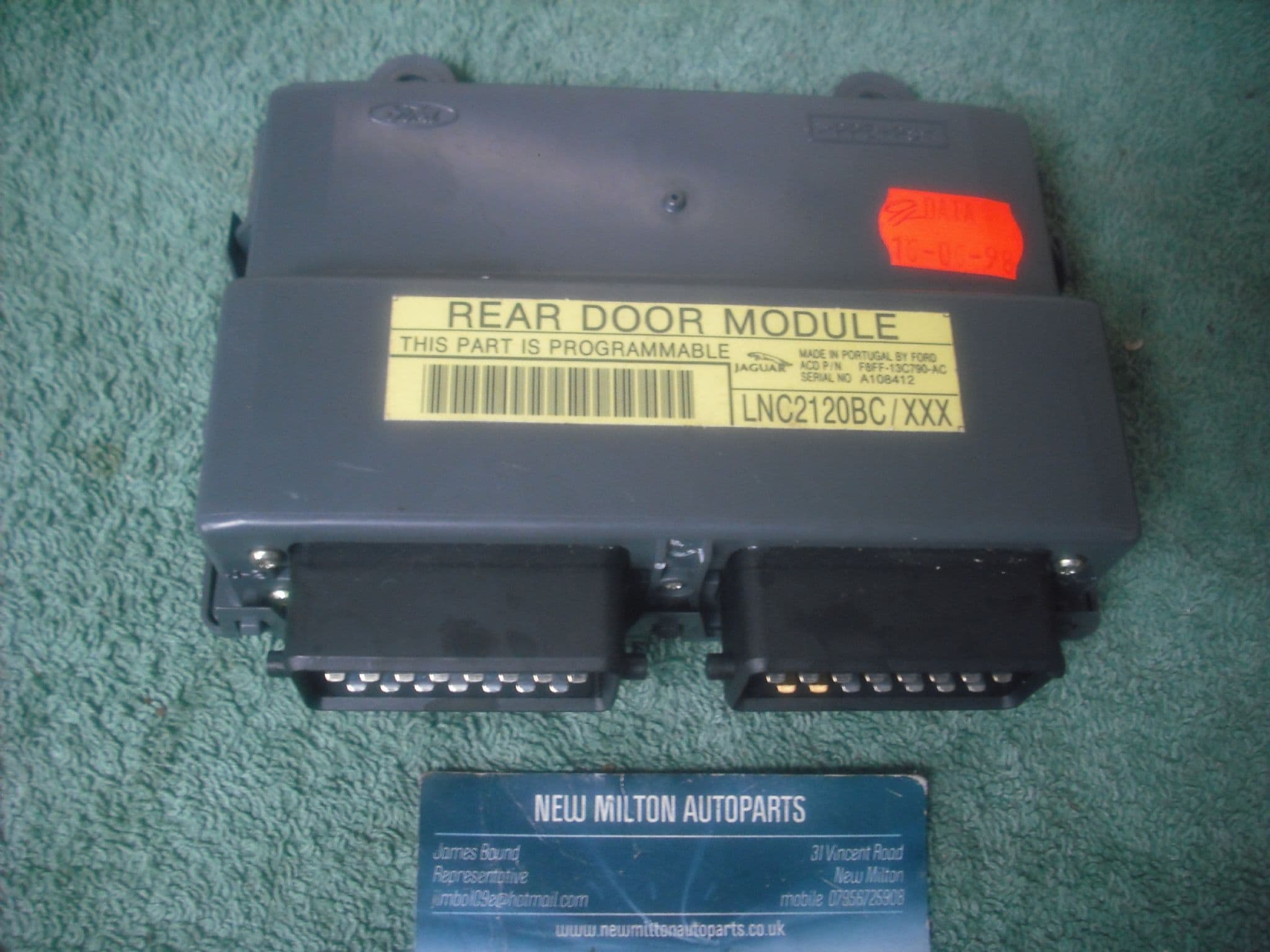 A GENUINE JAGUAR X308 XJ8 REAR DOOR WINDOW CONTROL MODULE LNC2120BC/XXX