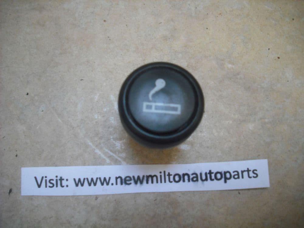 A GENUINE JAGUAR XJ6 XJ40 X300 CIGARETTE LIGHTER INSERT