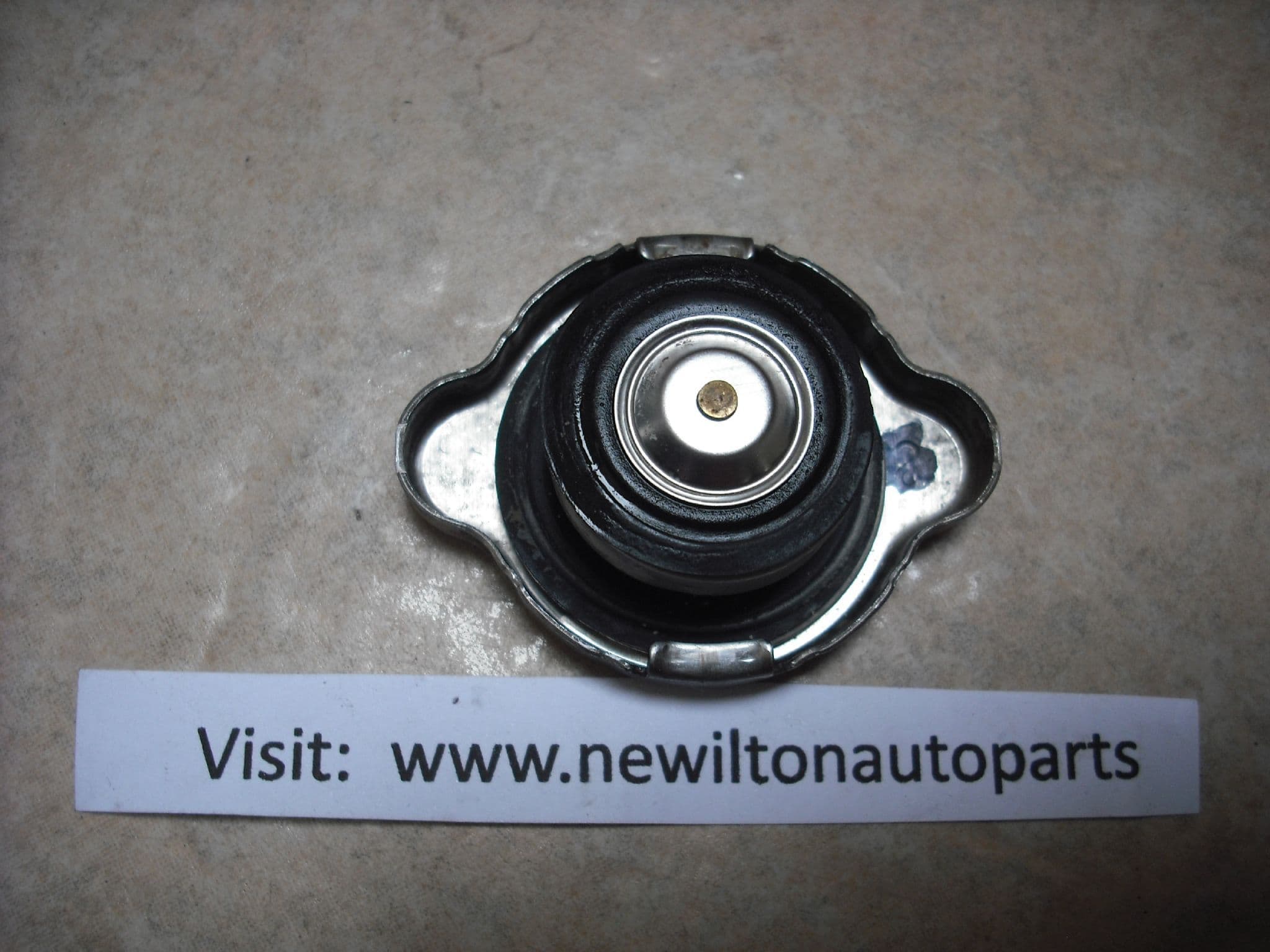 A GENUINE KIA RIO MK1 2000-2005 WATER ENGINE COOLANT RADIATOR CAP
