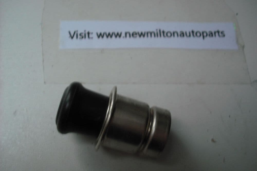 A GENUINE LEXUS RX400H CIGARETTE LIGHTER