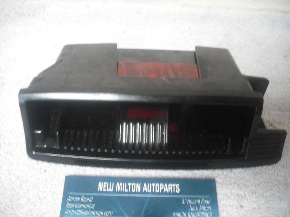 A GENUINE MAZDA 3 2004-2008 FRONT ASHTRAY REMOVABLE INSERT