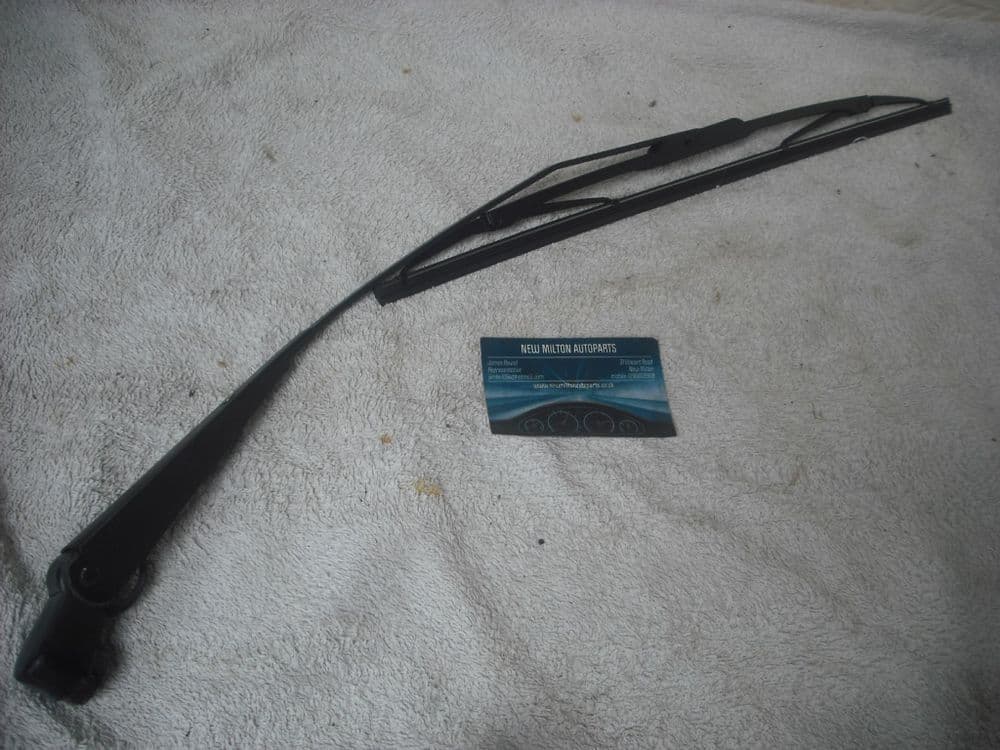 A GENUINE MAZDA MPV REAR WINDOW WIPER ARM AND BLADE