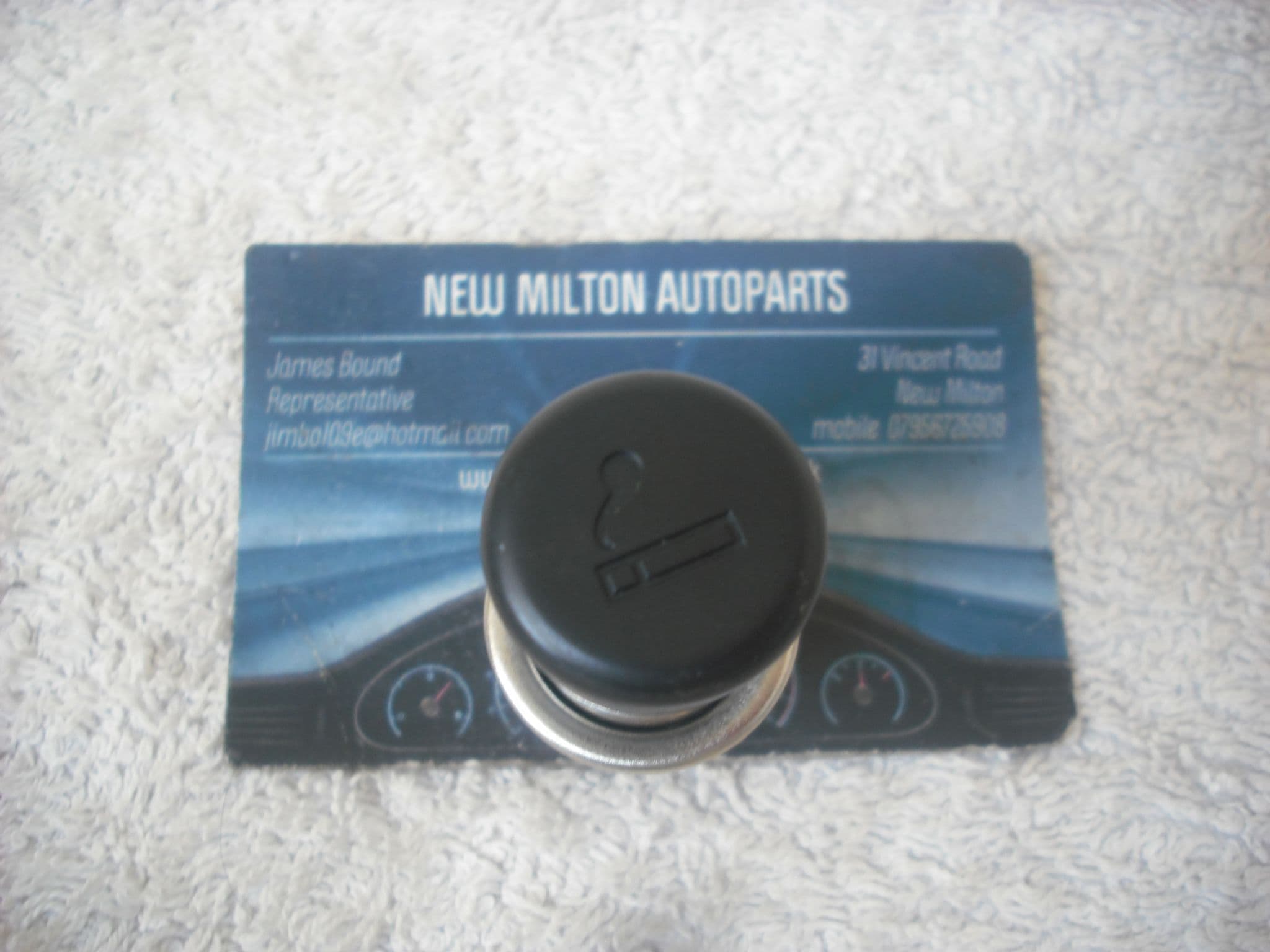 A GENUINE MAZDA RX8 RX-8 2002-2008 CIGARETTE LIGHTER INSERT