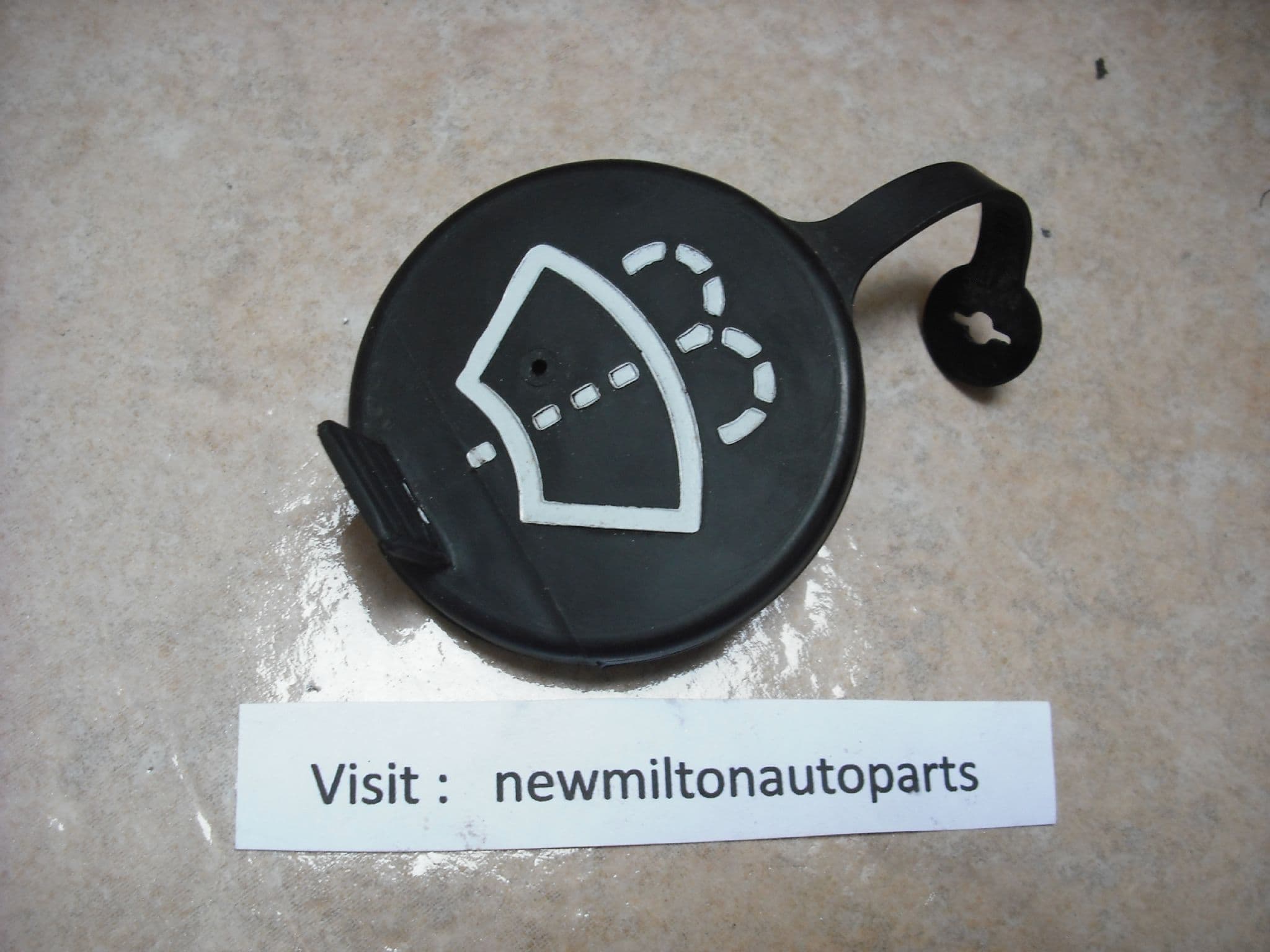 A GENUINE MERCEDES BENZ R170 SLK WINDOW WINDSCREEN WASHER WATER BOTTLE ...