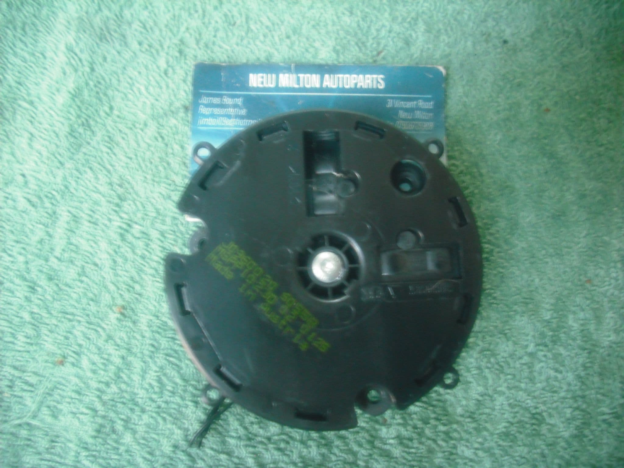 A GENUINE MERCEDES BENZ W169 A CLASS ELECTRIC DOOR MIRROR ADJUSTMENT MOTOR